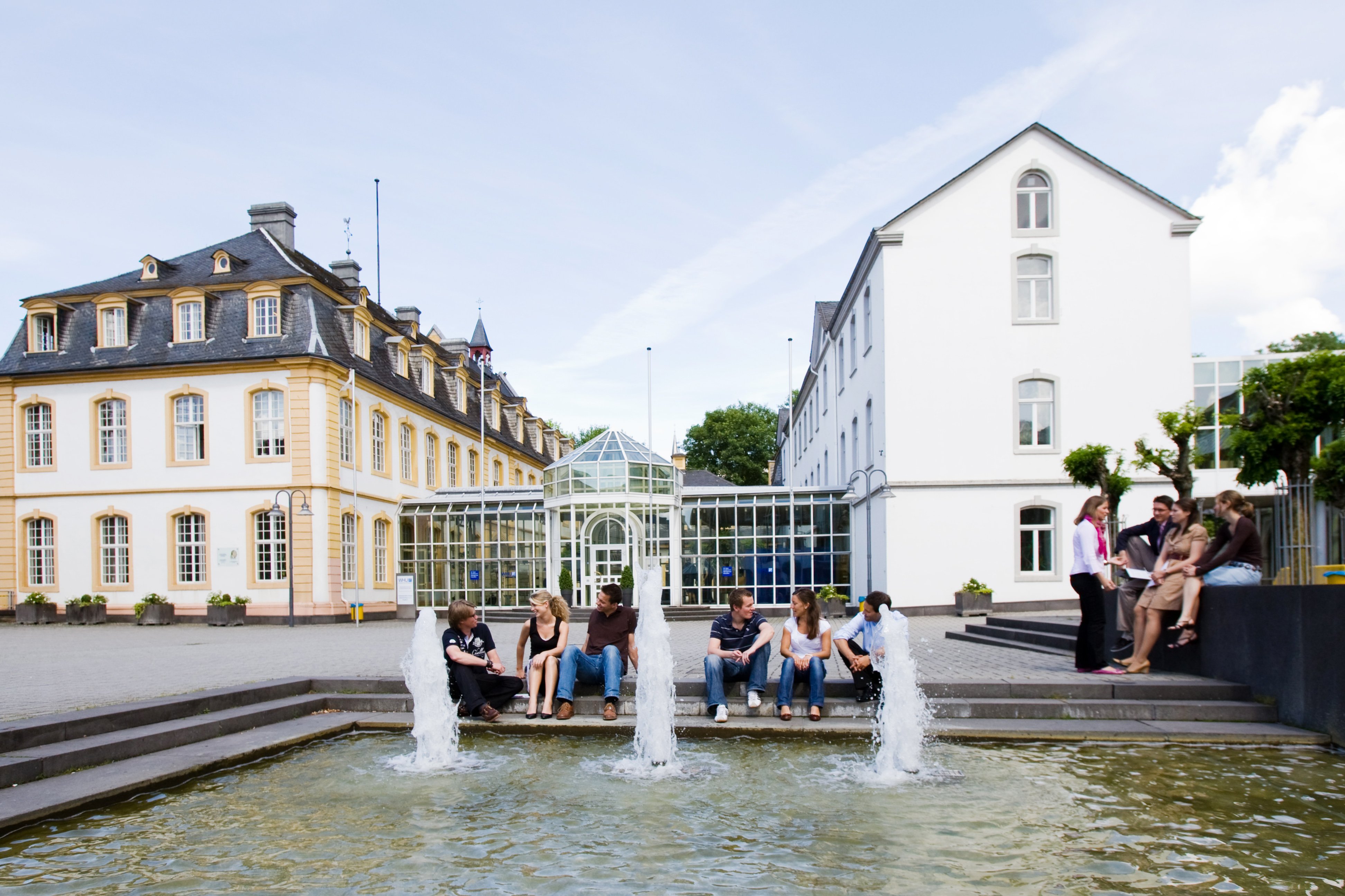 Studium bei WHU - Otto Beisheim School of Management | SQUEAKER