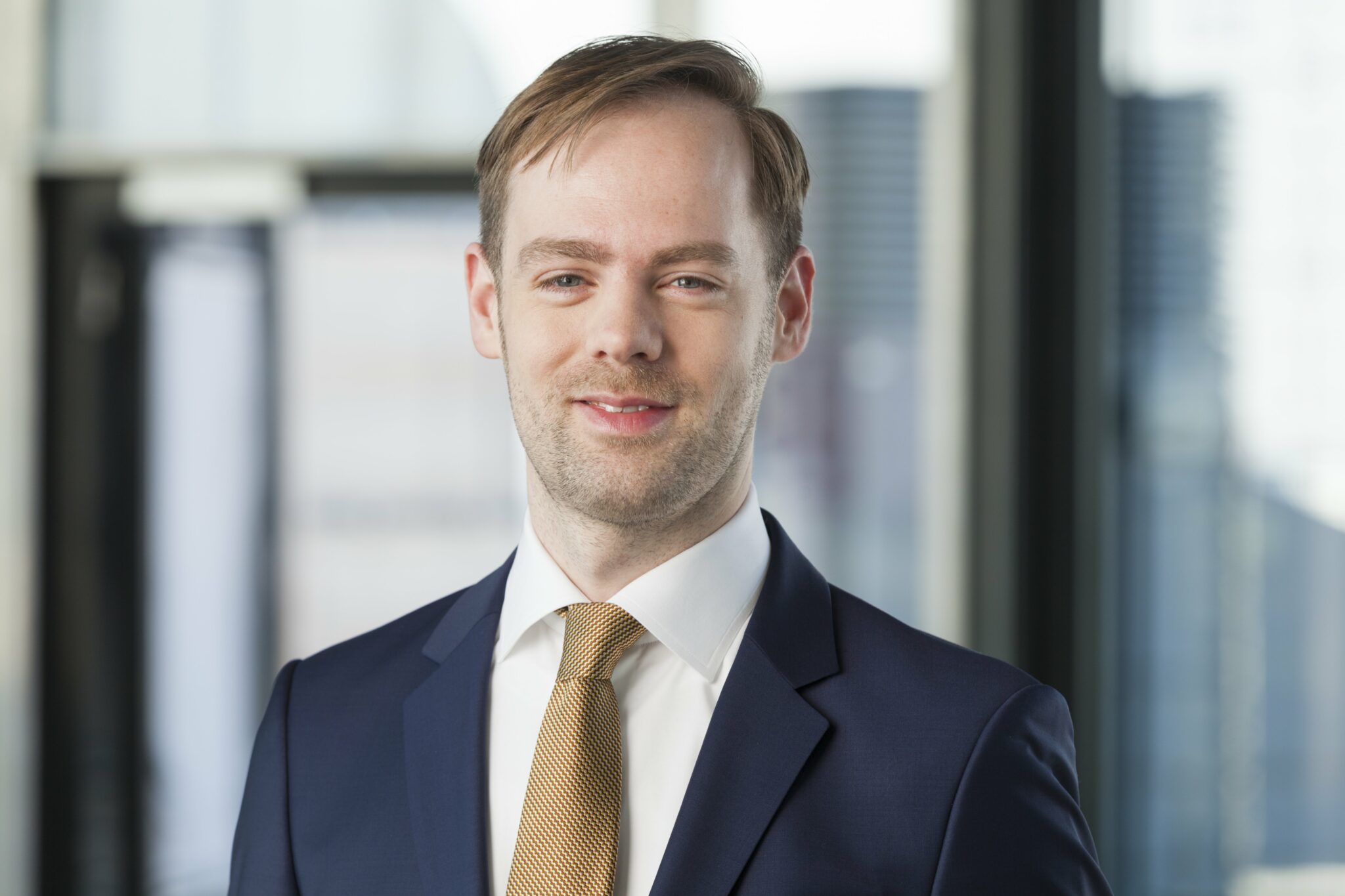 Interview: DB Management Consulting | SQUEAKER